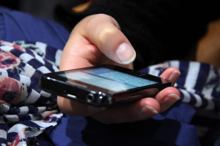 Hands-Free Cell Phone Use While Driving in Virginia Required